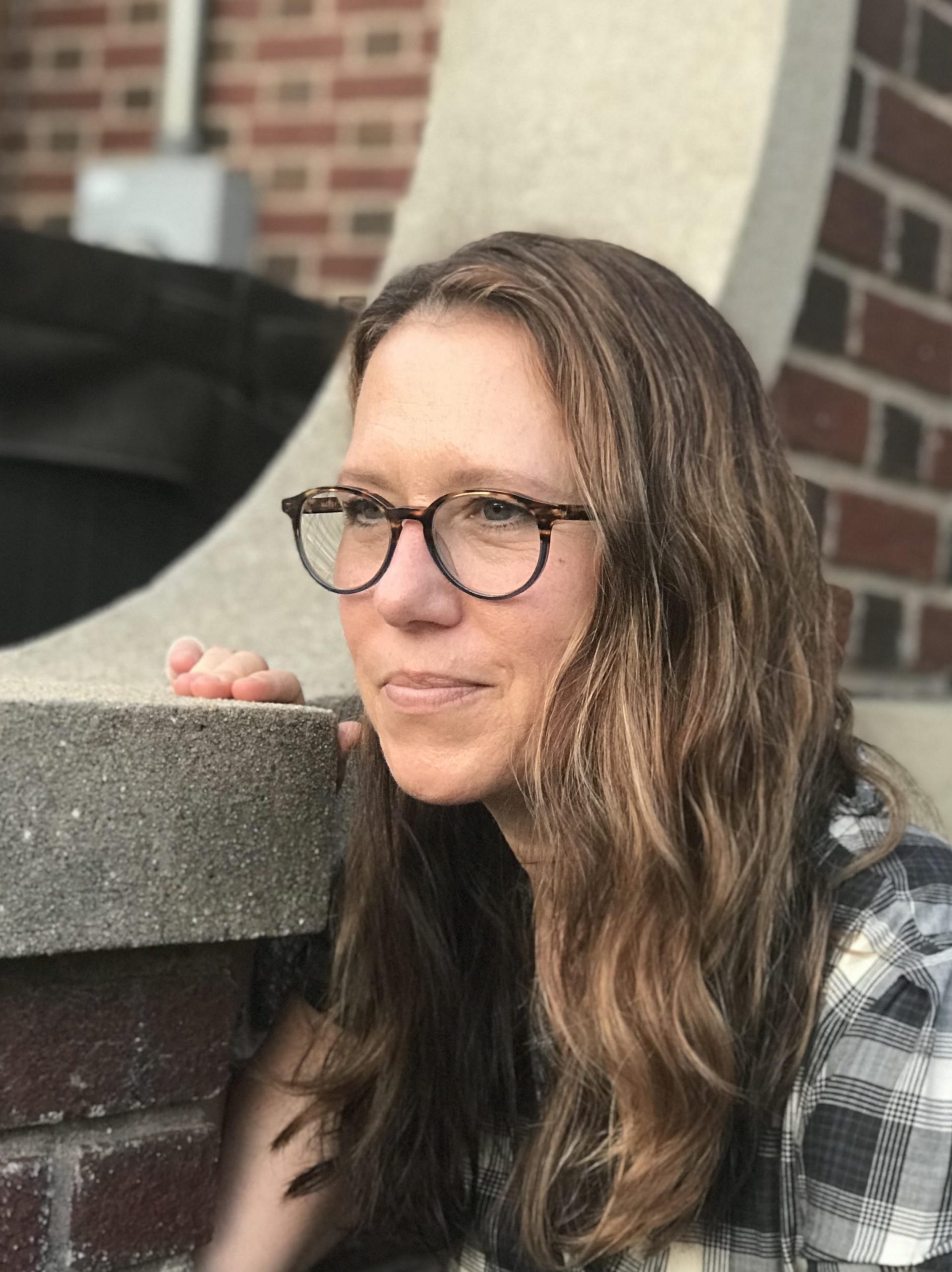 Biography | Annie Barker